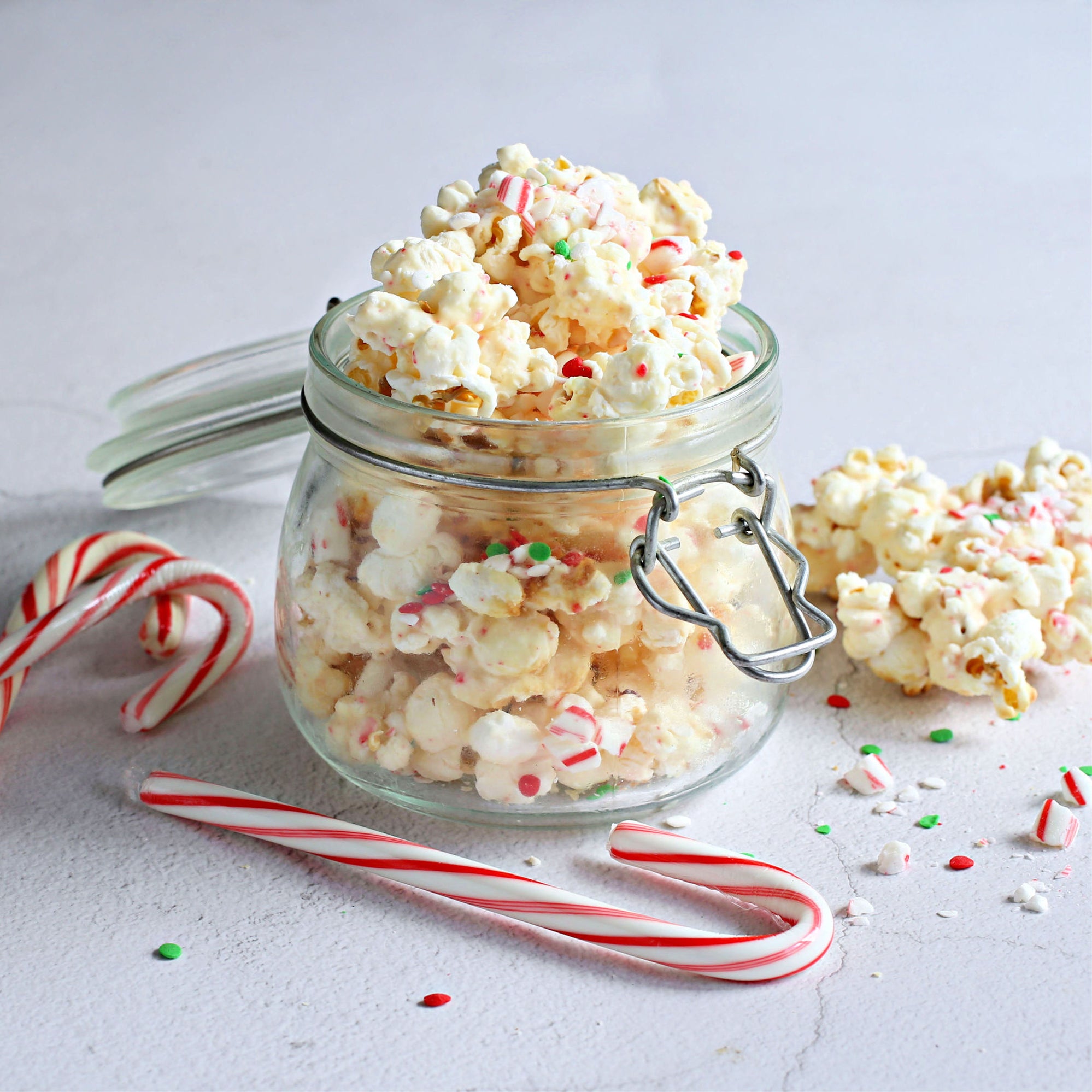Candy Cane Popcorn — Dell Cove Spices & More Co.